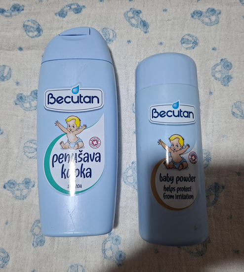 Becutan kupka i baby puder