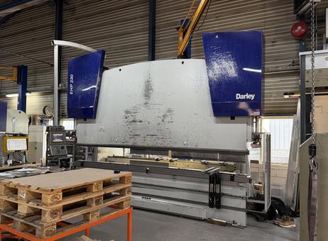 CNC abkant presa DARLEY EHP-LS 230 43/37
