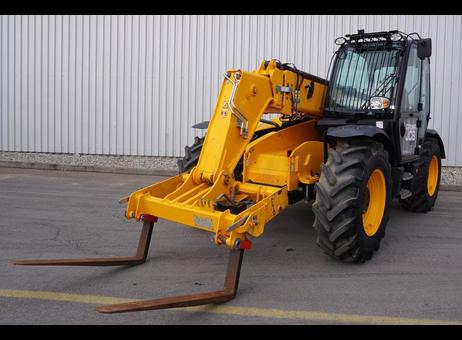 Teleskopski utovarivač Jcb 535-95