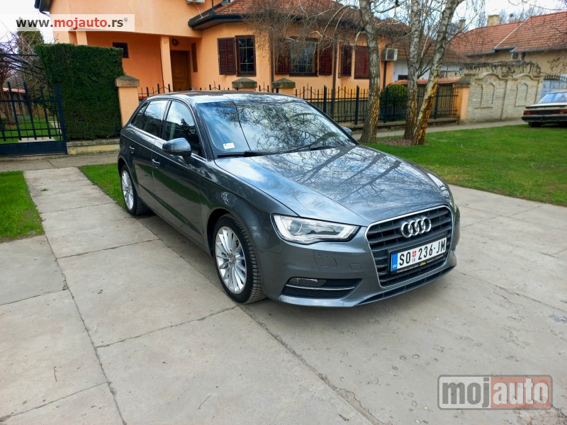 Audi A3 1.6 TDI DSG S-LINE