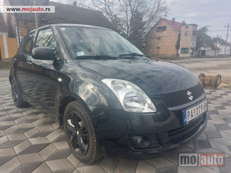 Suzuki Swift 1.3