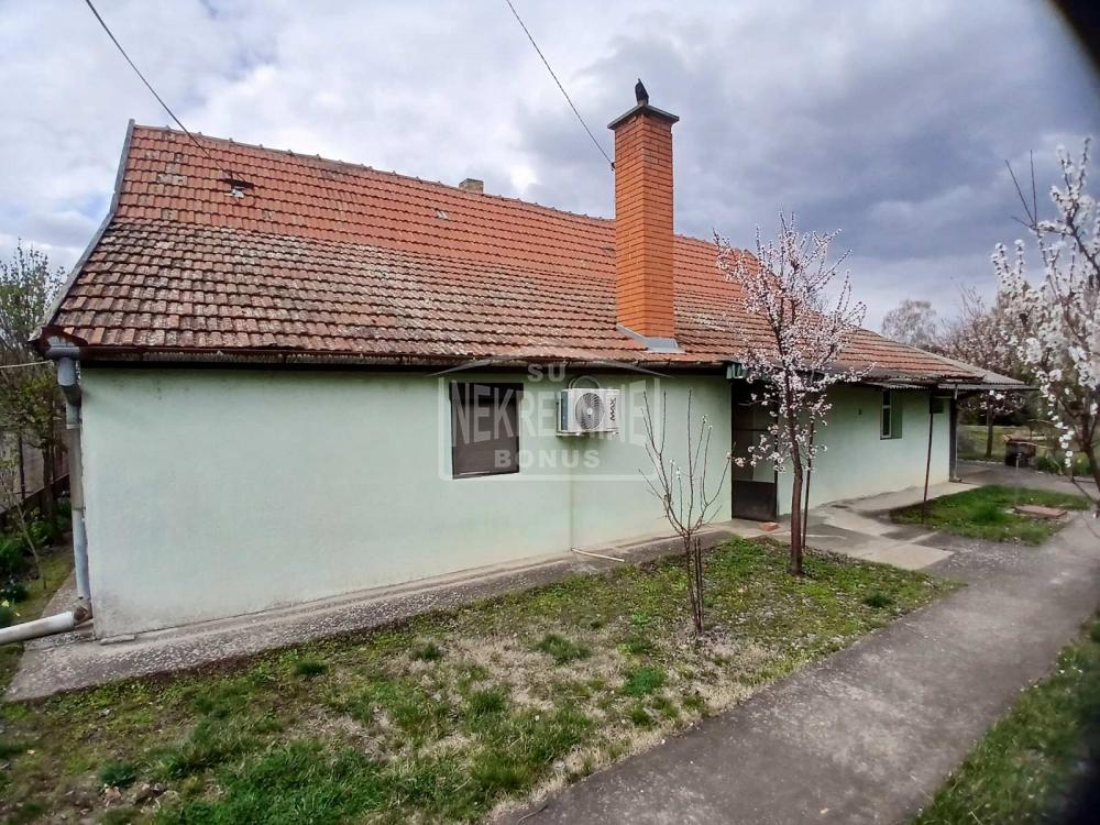 Subotica-Mali Radanovac-prodaje se kuća ID#2112
67.000 €