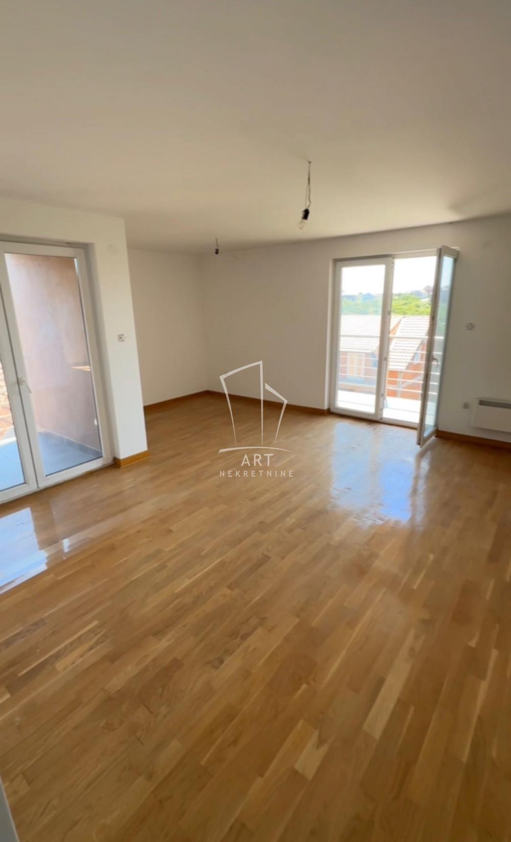 Jajinci, duplex, mereno 127,5m2 ID#14557
191.500 €