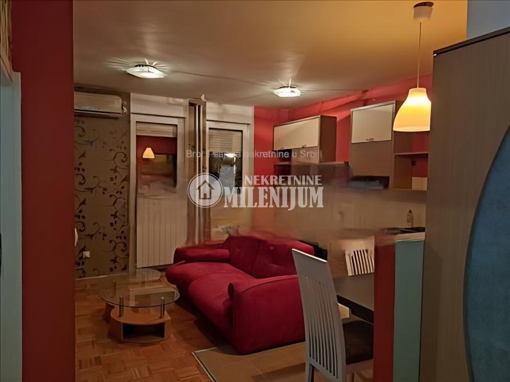1.5 stan u bloku 61 u novijim zgradama ID#2215
185.000 €
