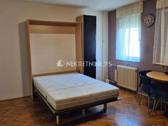Opremljen apartman u YUBC