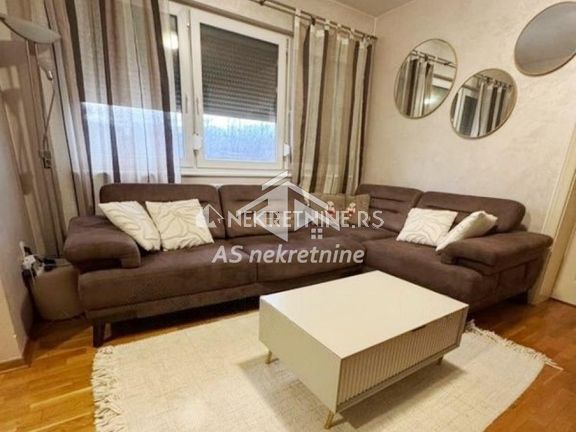 Voždovac, Bulevar oslobodjenja, 3.0 stan, 73m2, 800 EUR