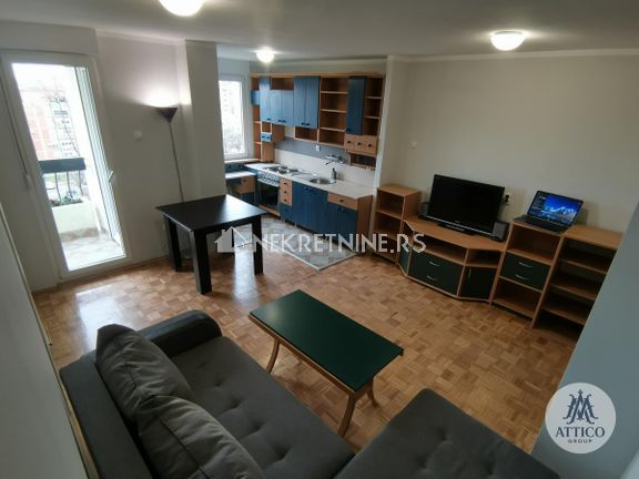 Prodaja stana – Novo Naselje, 2,5-soban, 59m², renoviran