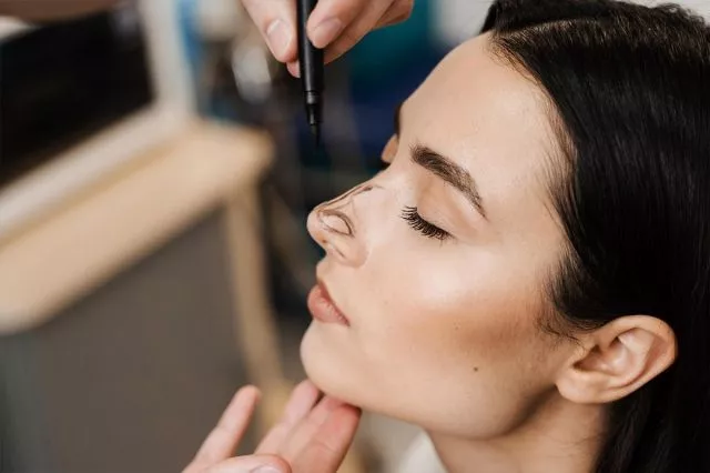 Rinoplastika (ceo nos)