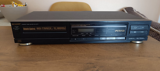 Sharp compact disk player