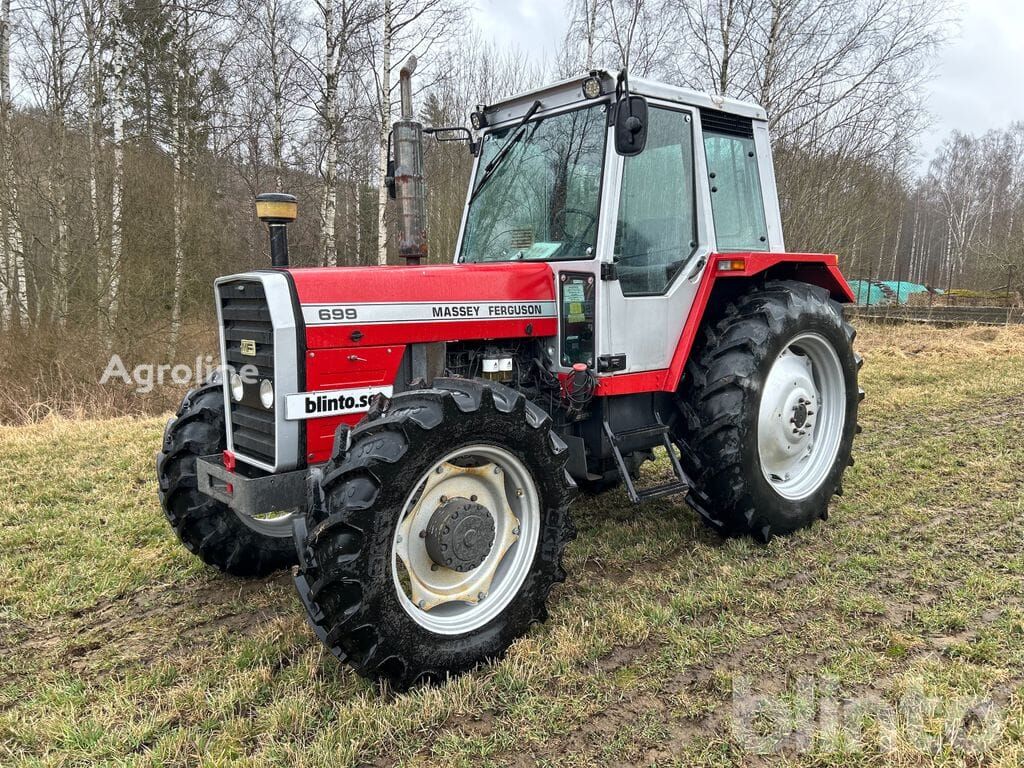 Prodaje se Massey Ferguson MF 699 4 traktor točkaš na aukciji