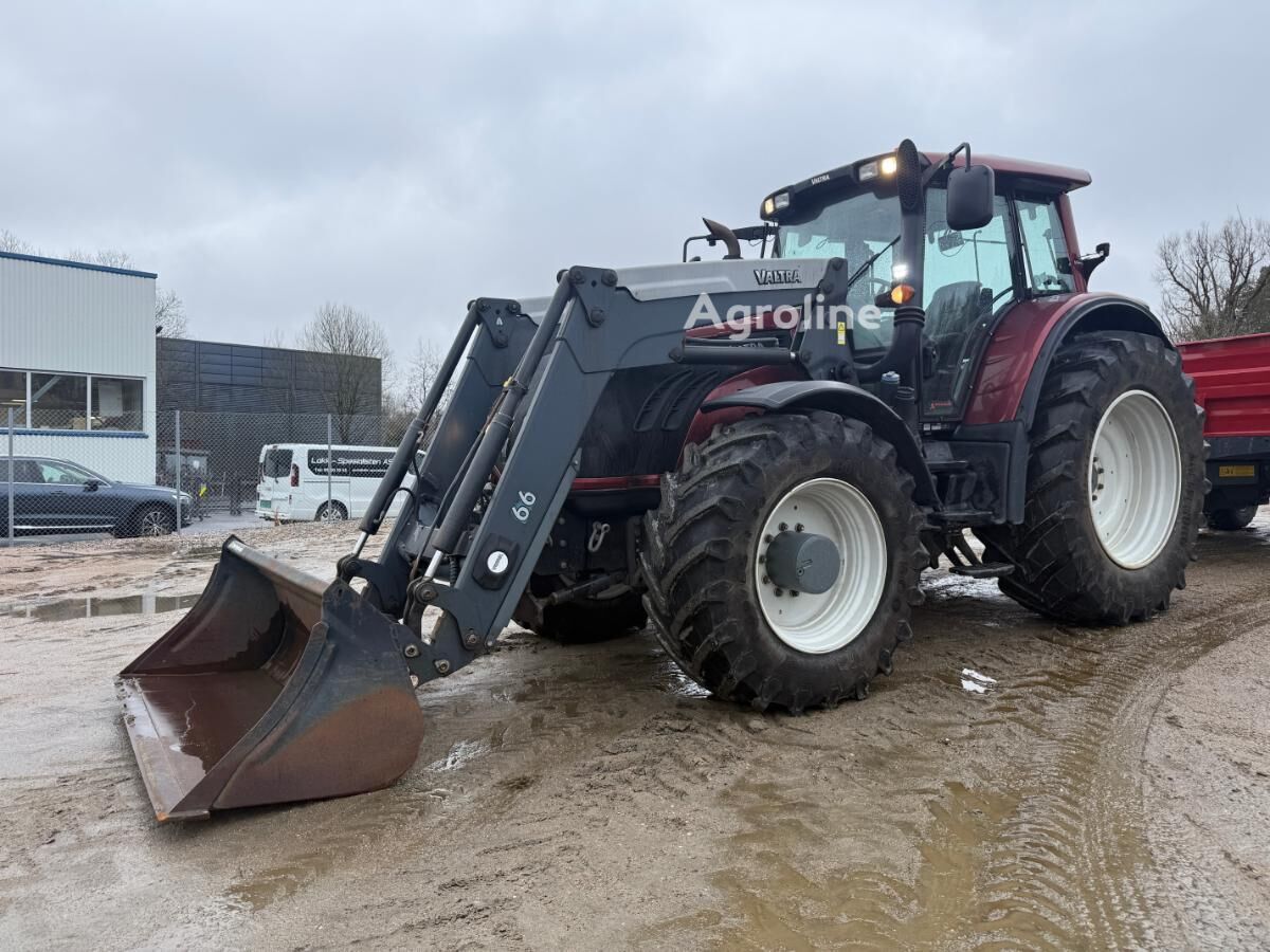 Prodaje se Valtra T213 traktor točkaš na aukciji