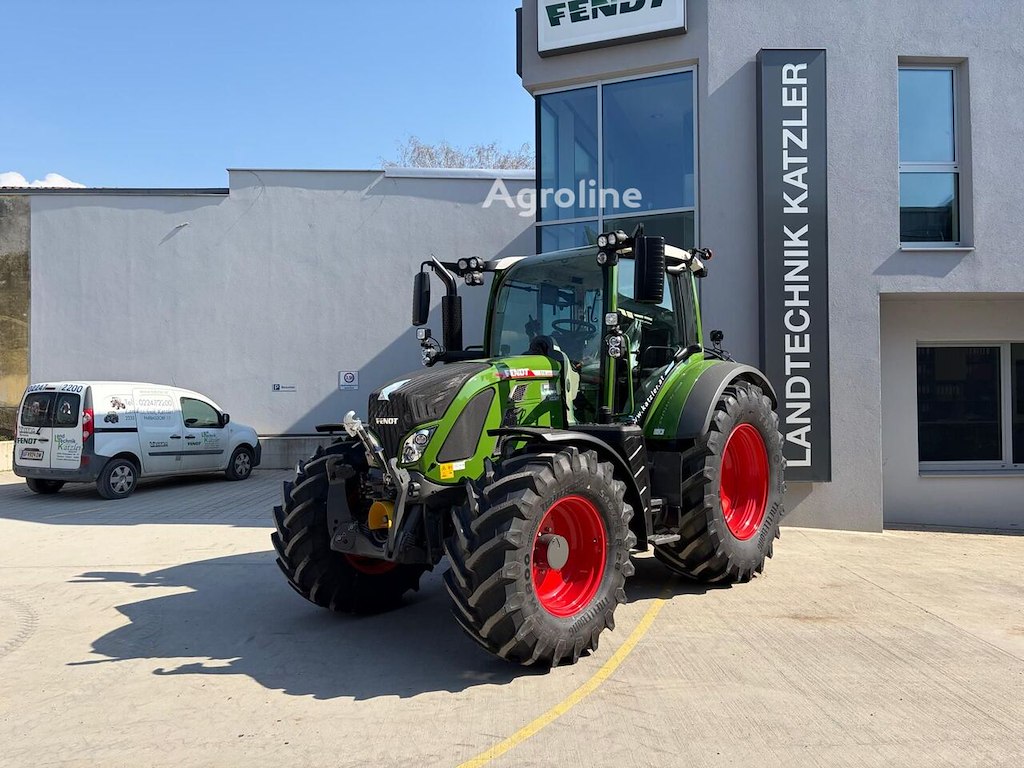 Fendt 516 Vario FendtONE traktor točkaš