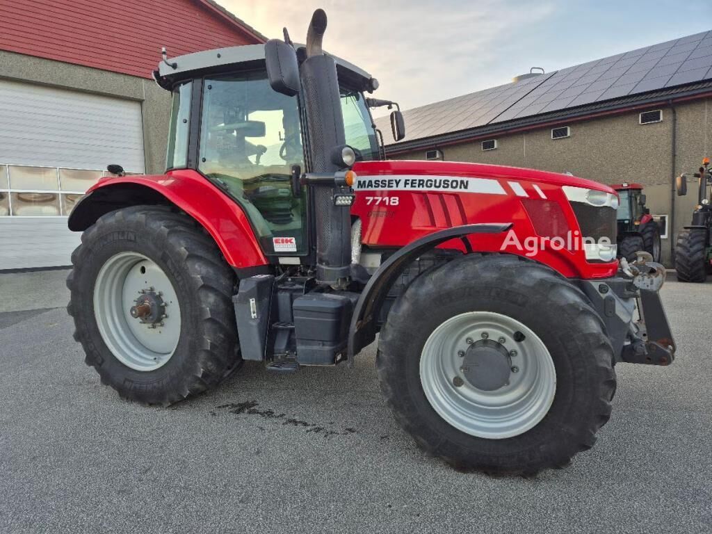 Prodaje se Massey Ferguson 7718 Dyna VT traktor točkaš na aukciji
