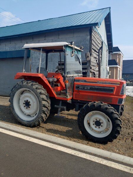 Kubota TRACTOR(Kubota) traktor točkaš