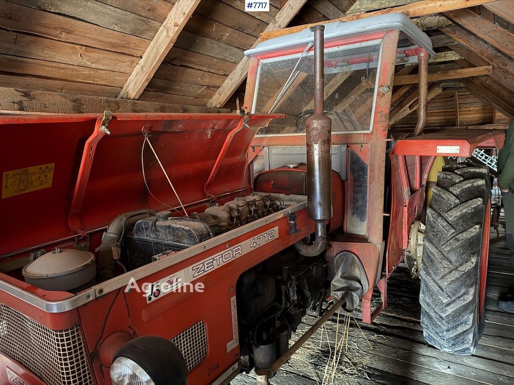 Zetor 4712 traktor točkaš