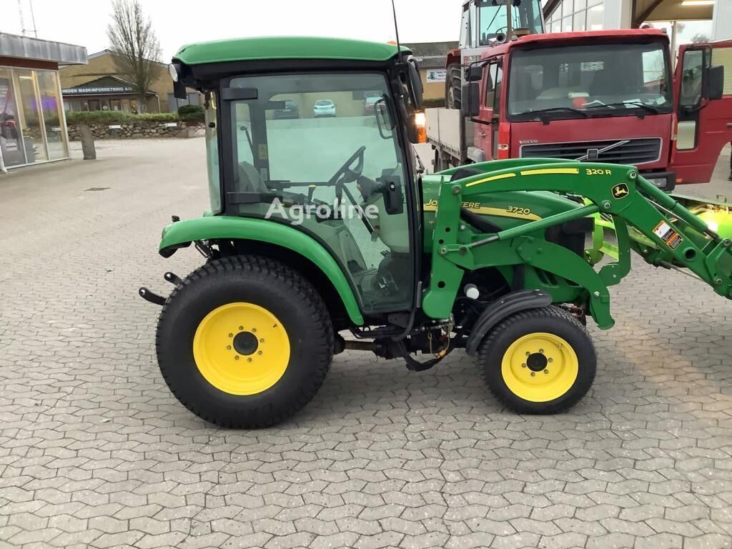 Prodaje se John Deere 3720 traktor točkaš na aukciji