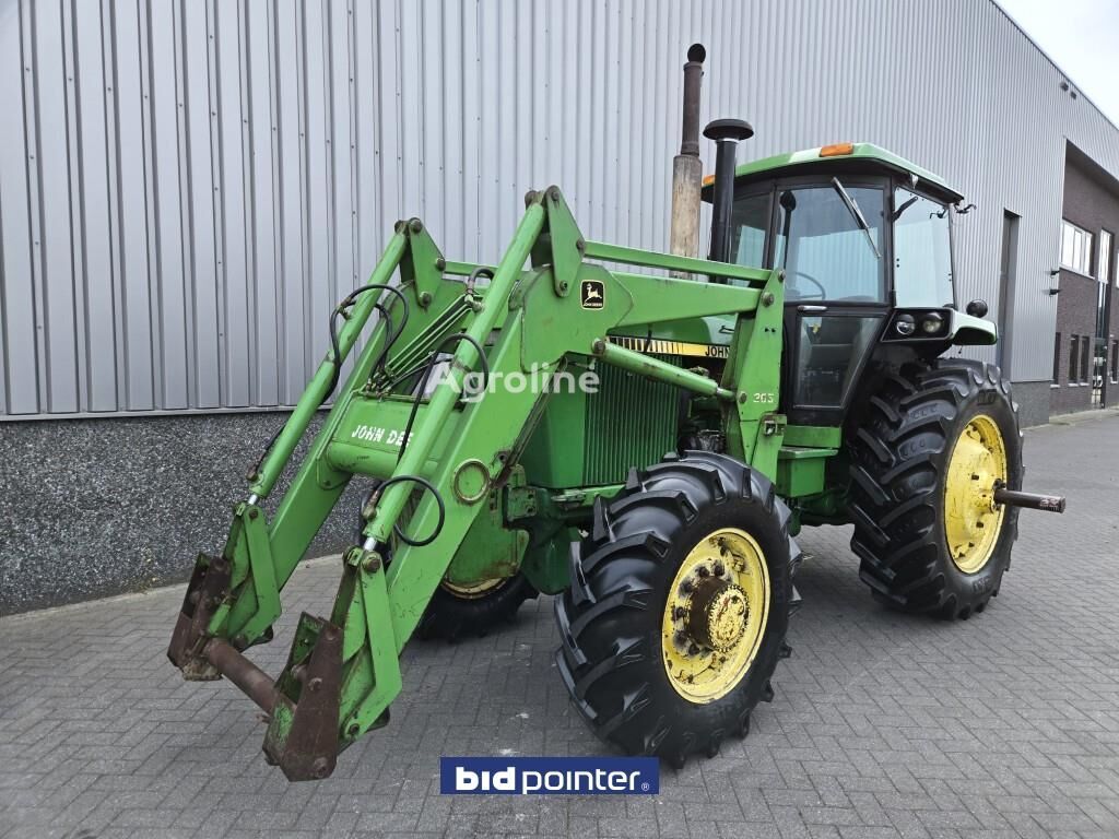 Prodaje se John Deere 4450 traktor točkaš na aukciji