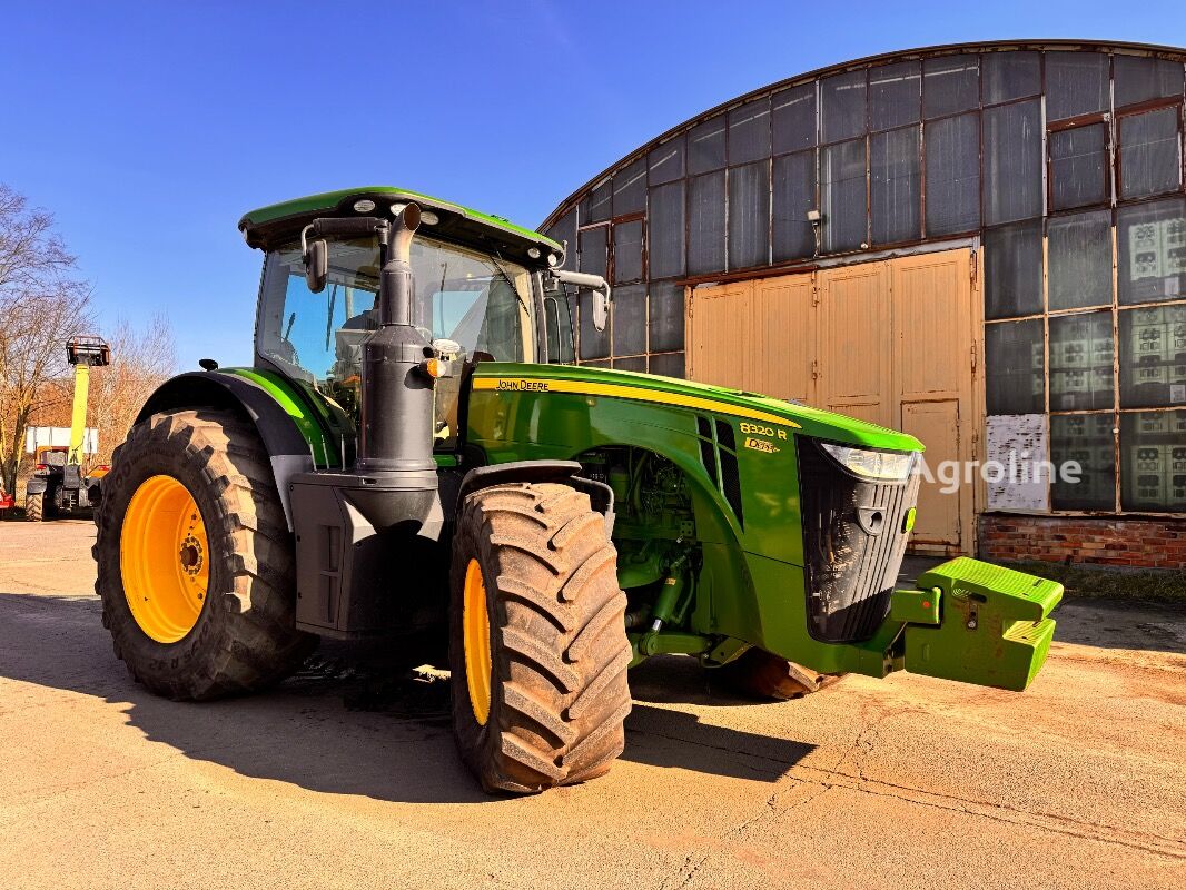 John Deere 8320R # e23 traktor točkaš