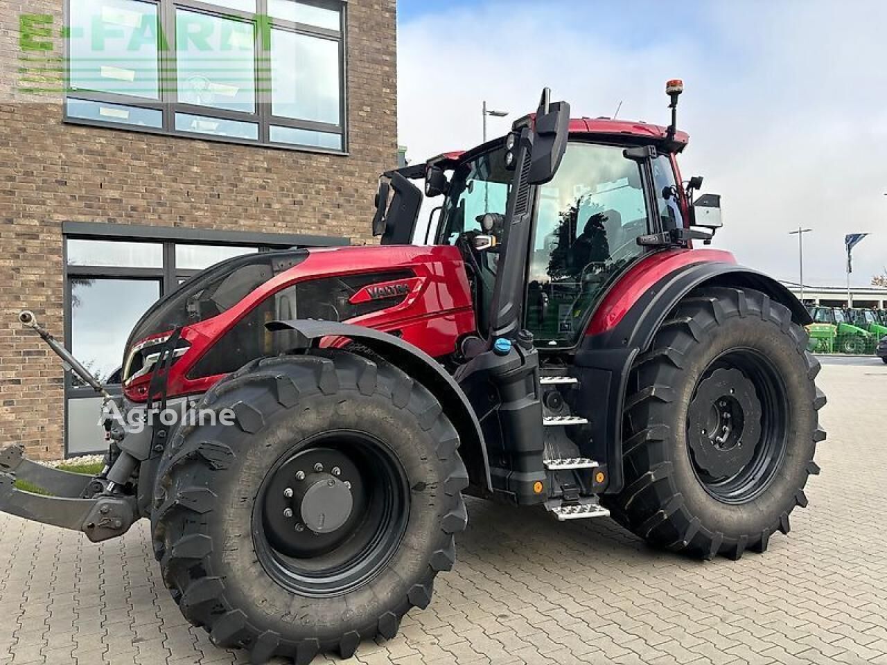 Valtra Q 265 traktor točkaš