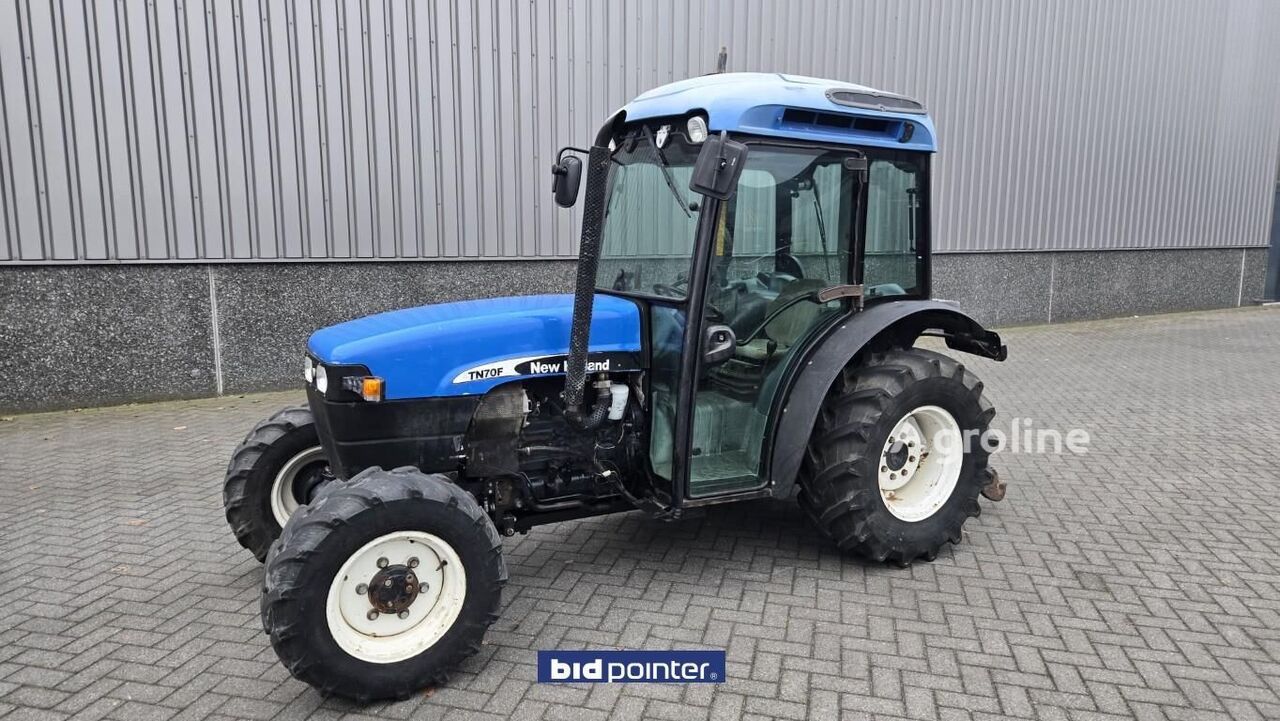 Prodaje se New Holland TN70F mini traktor na aukciji