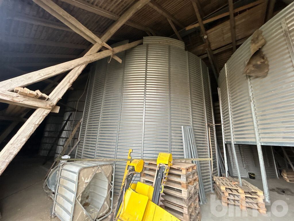 Prodaje se privé 220 ton vete silos na aukciji
