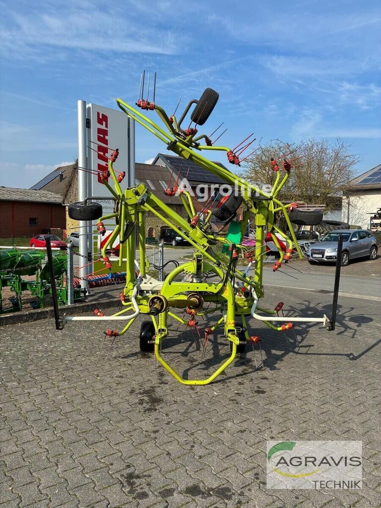 Claas Volto 800 prevrtač sena