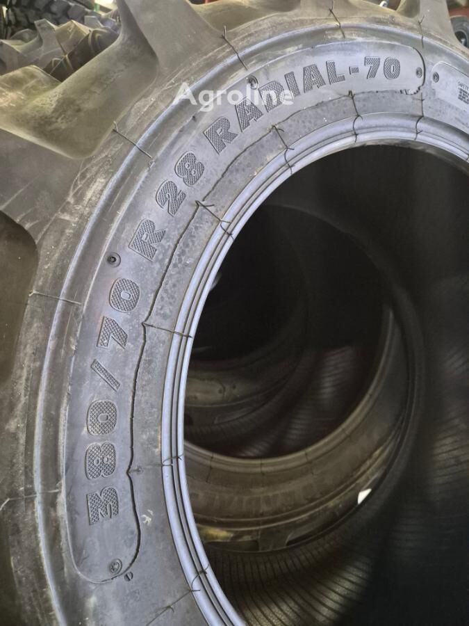 Prodaje se 2Stk. 380/70r28 Radial -70 Cultor gumu za traktore na aukciji