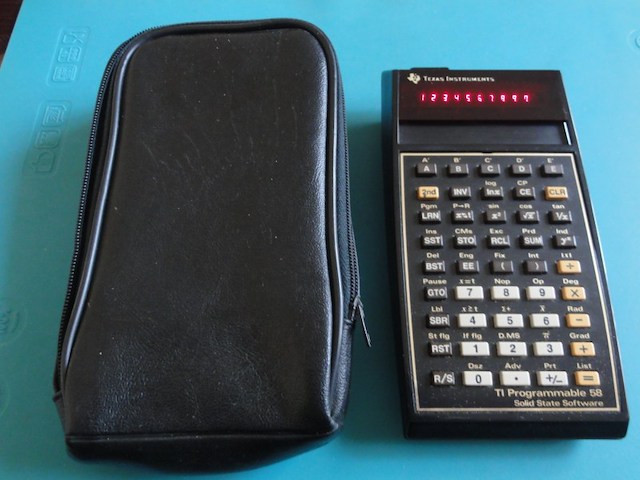 Texas Instruments TI-58 - stari kalkulator + futrola