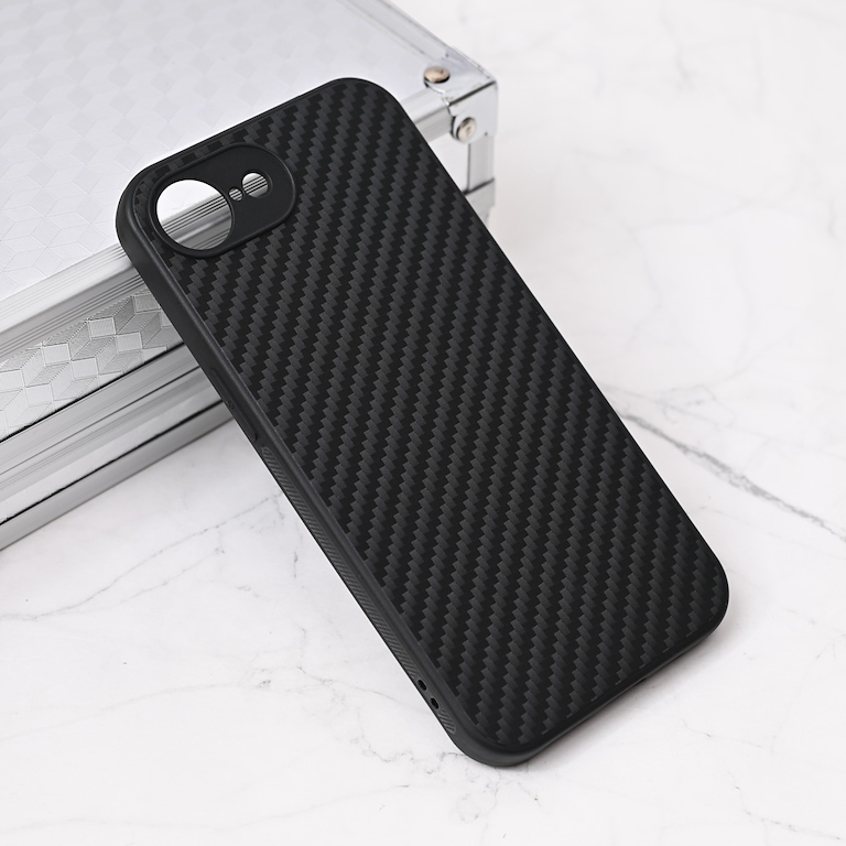 Zastitna maska (futrola) Carbon fiber - iPhone 16e/17e 6.1 crna