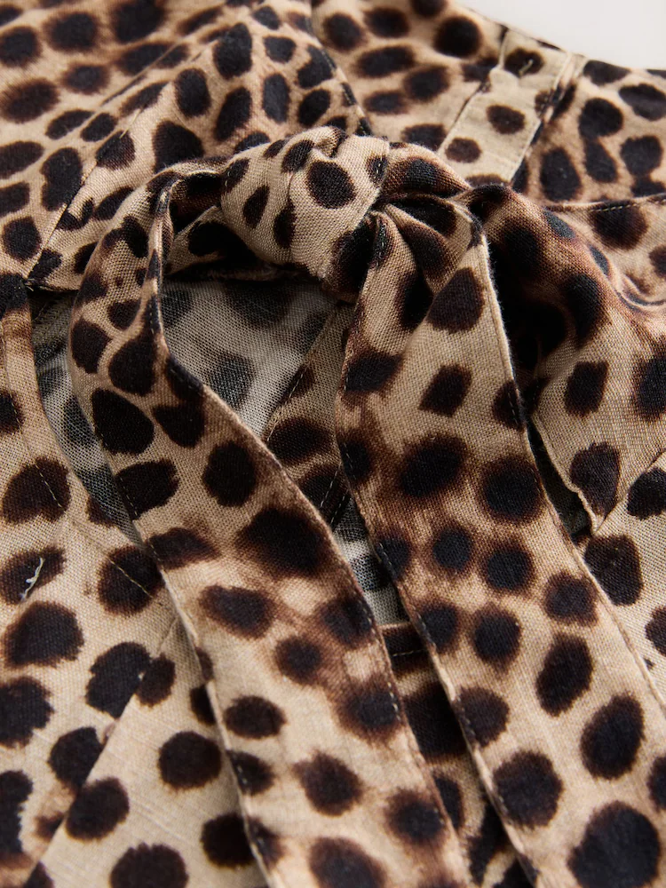 Leopard Print - Dugme dole Midi haljina