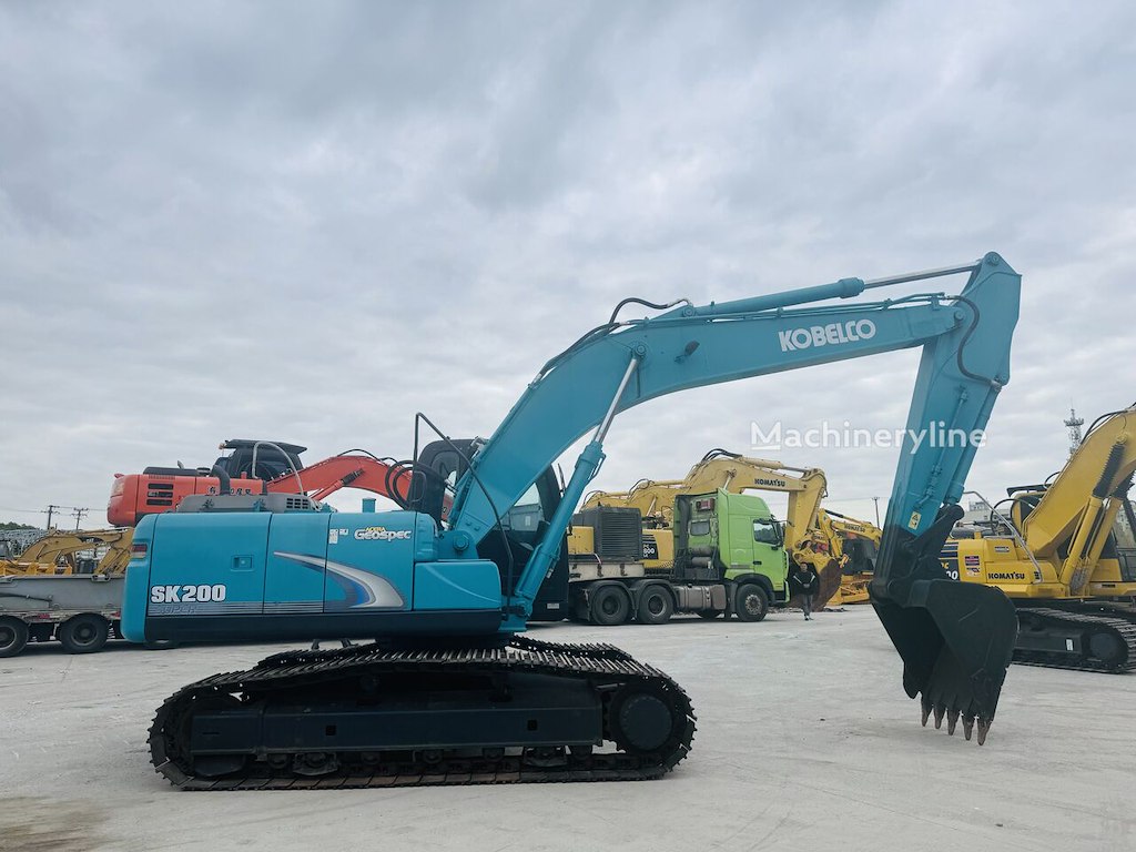 Kobelco SK200 bager guseničar