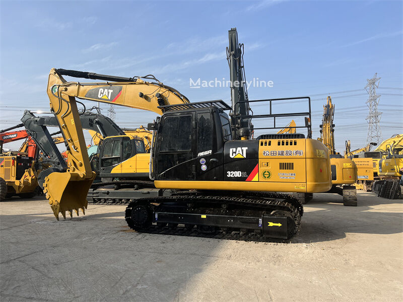 Caterpillar 320D2L bager guseničar