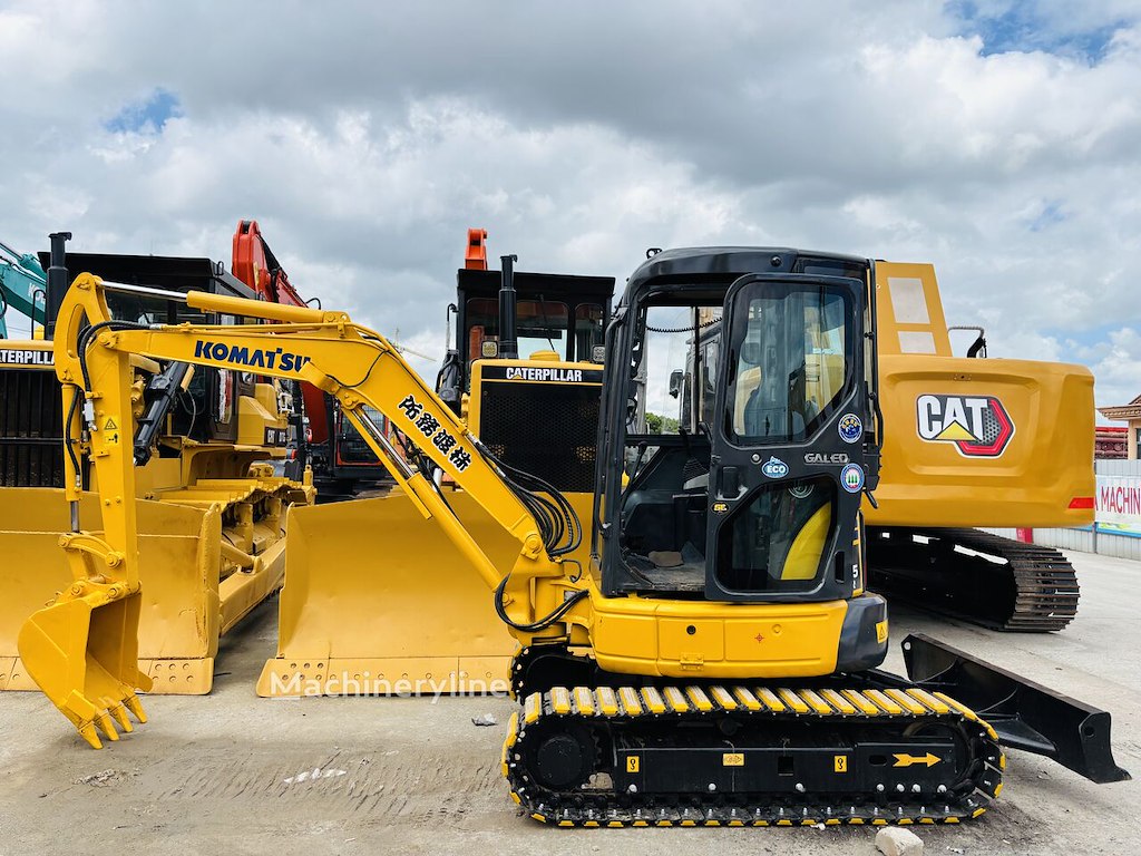 Komatsu PC35 mini bager