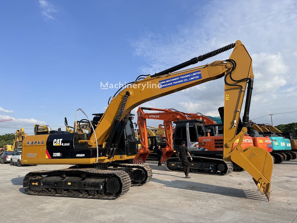 Caterpillar 320D bager guseničar