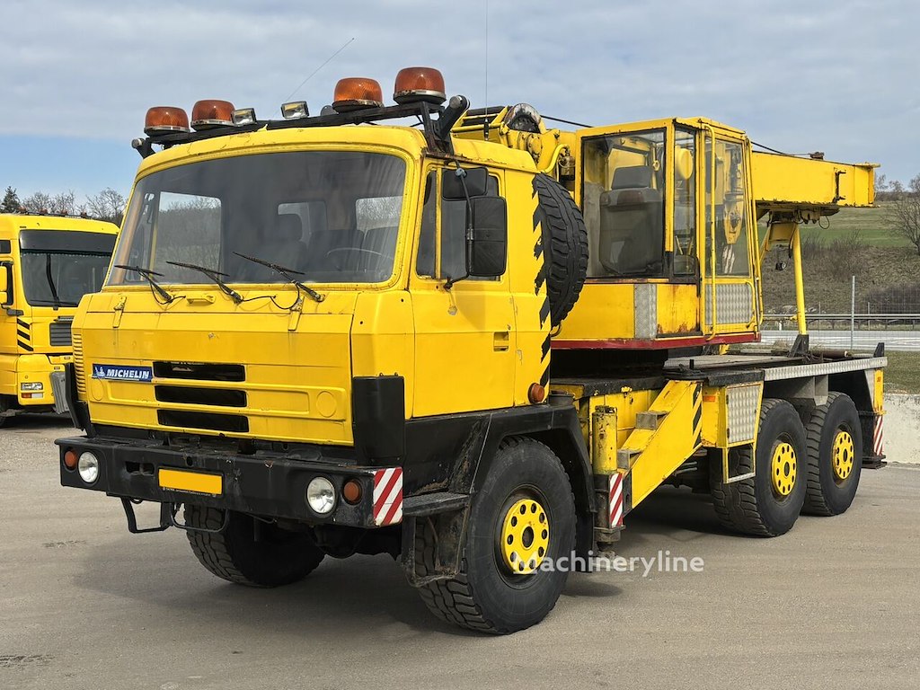 Tatra T 815 AV14 autodizalica