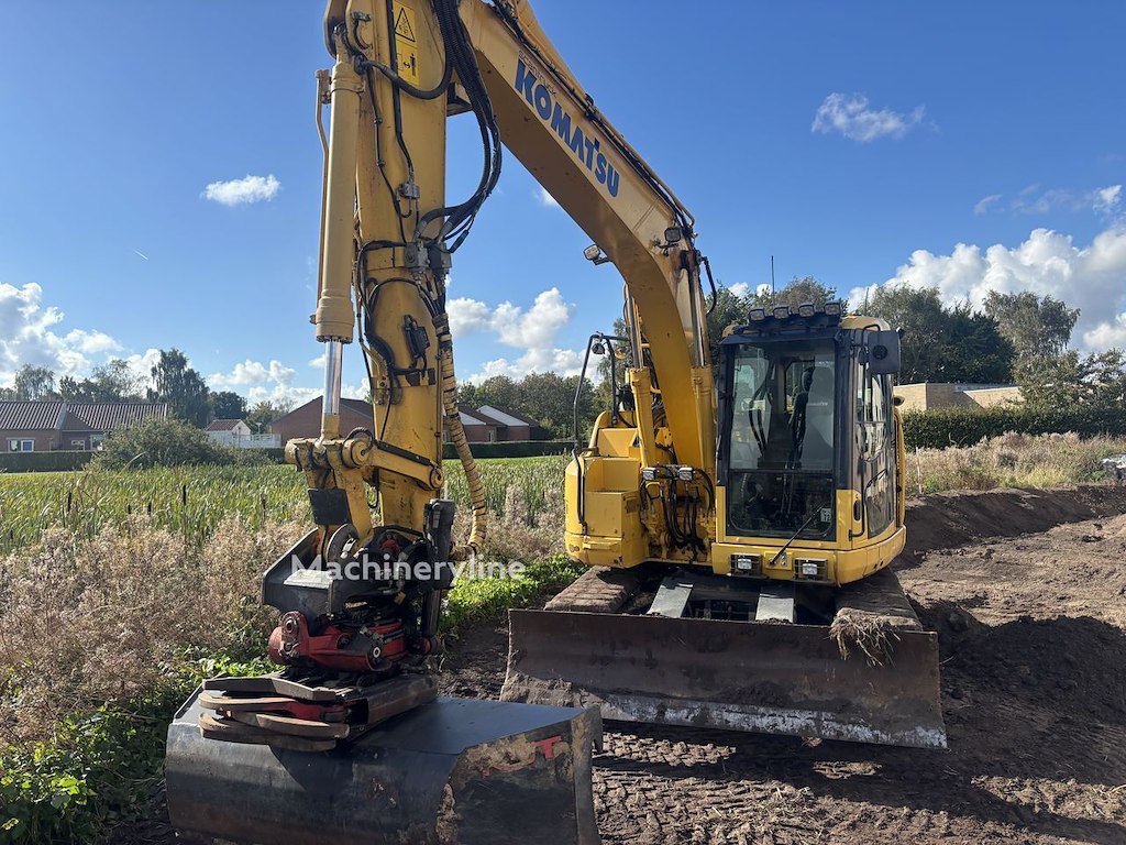 Komatsu PC138US-11 bager guseničar