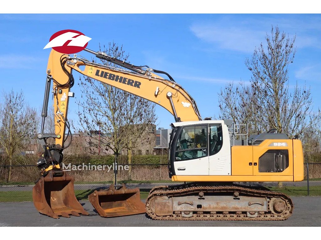 Liebherr R924 LC | ROTOTILT + GRIPPER | 2X BUCKET bager guseničar