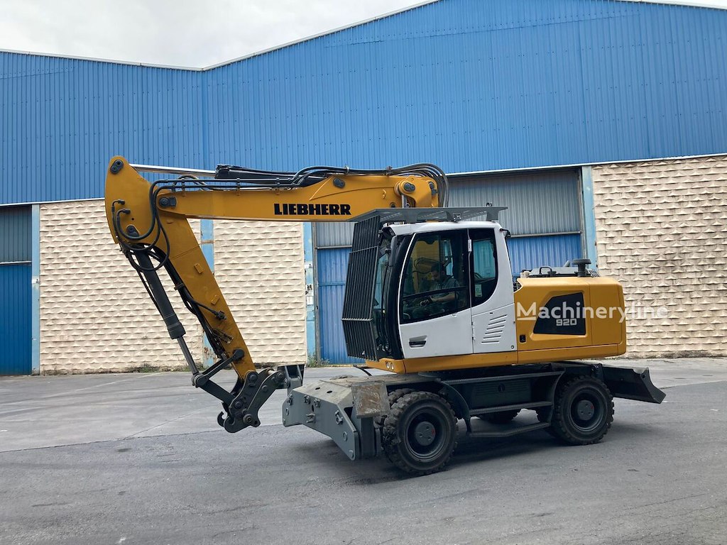 Liebherr A920 bager točkaš po rezervnim delovima