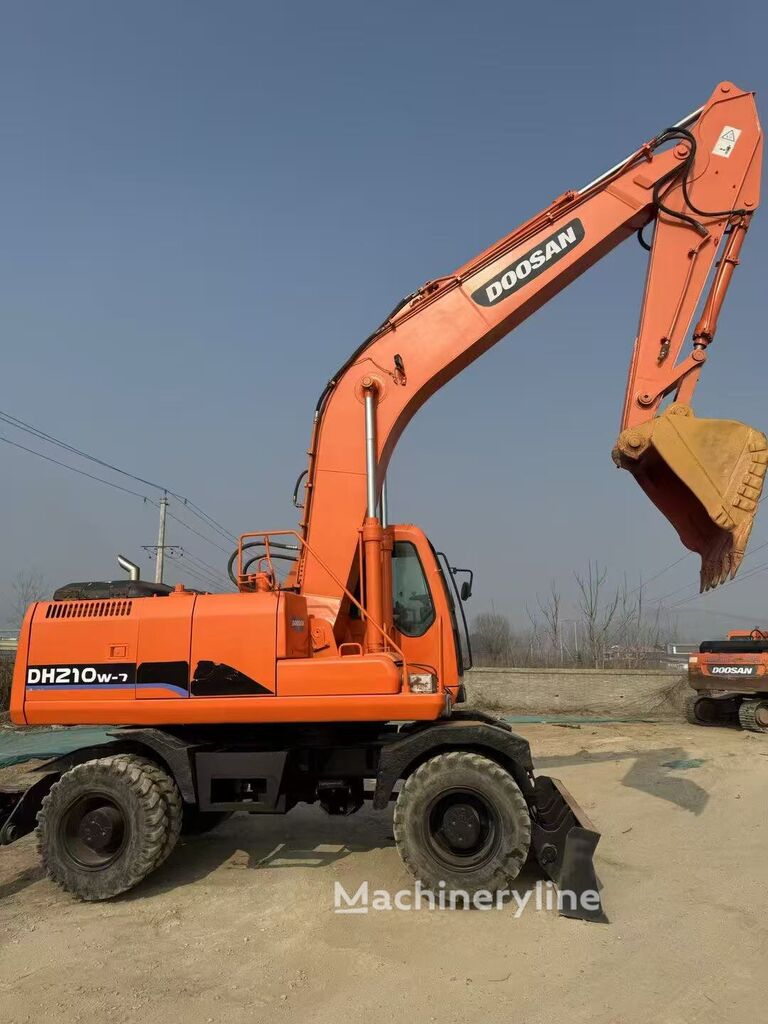 Doosan DH210W-7 bager točkaš
