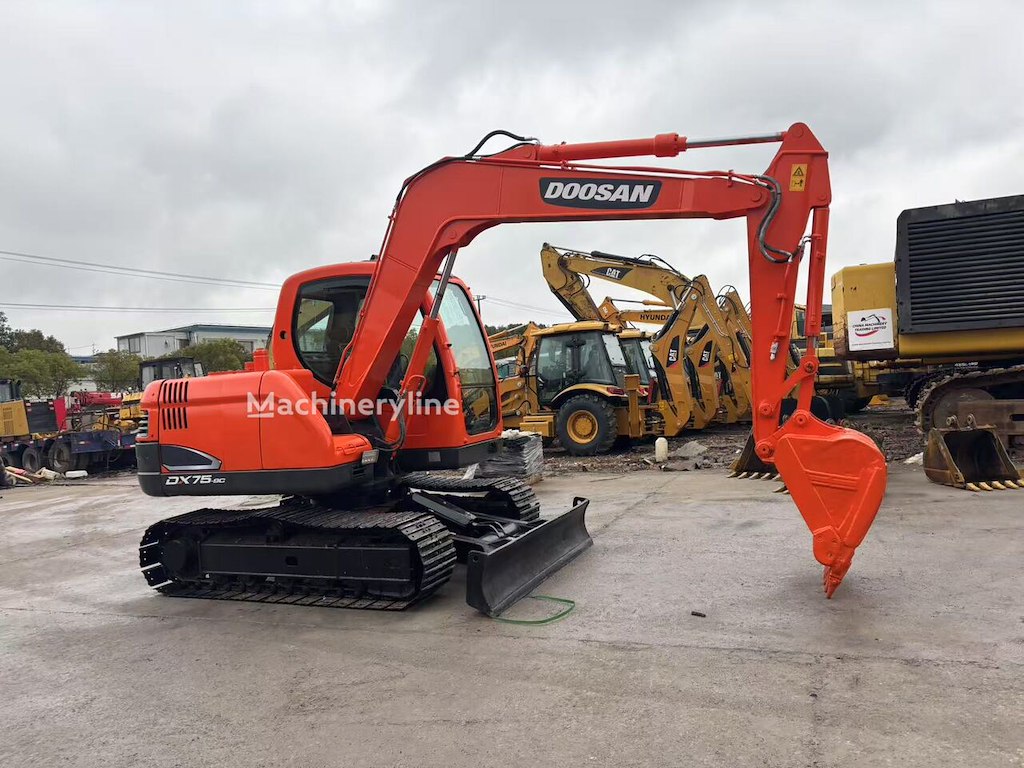 Doosan DX75 mini bager