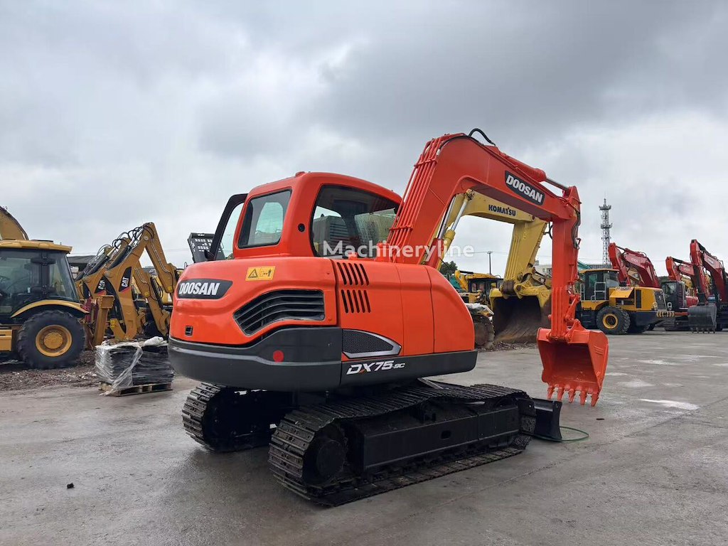 Doosan DX75 mini bager