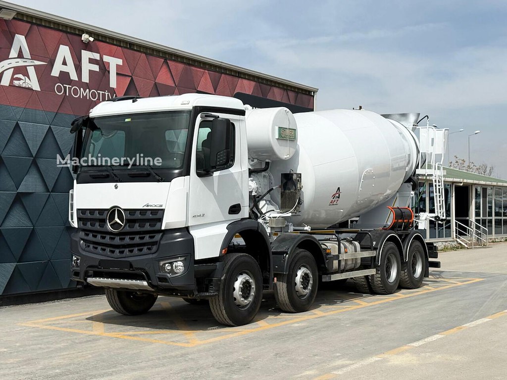 IMER Group na šasiji Mercedes-Benz Arocs 4142 kamion s mešalicom za beton