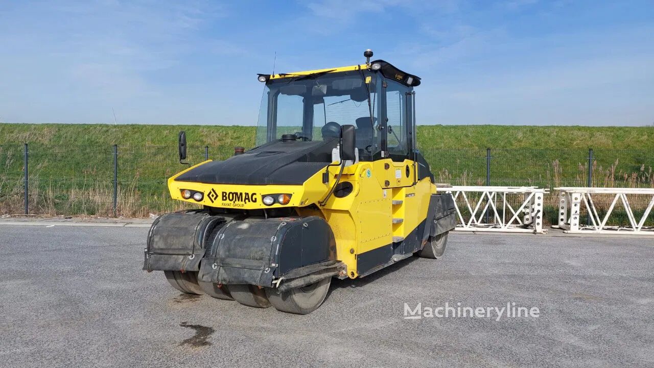 BOMAG BW28RH pneumatski valjak