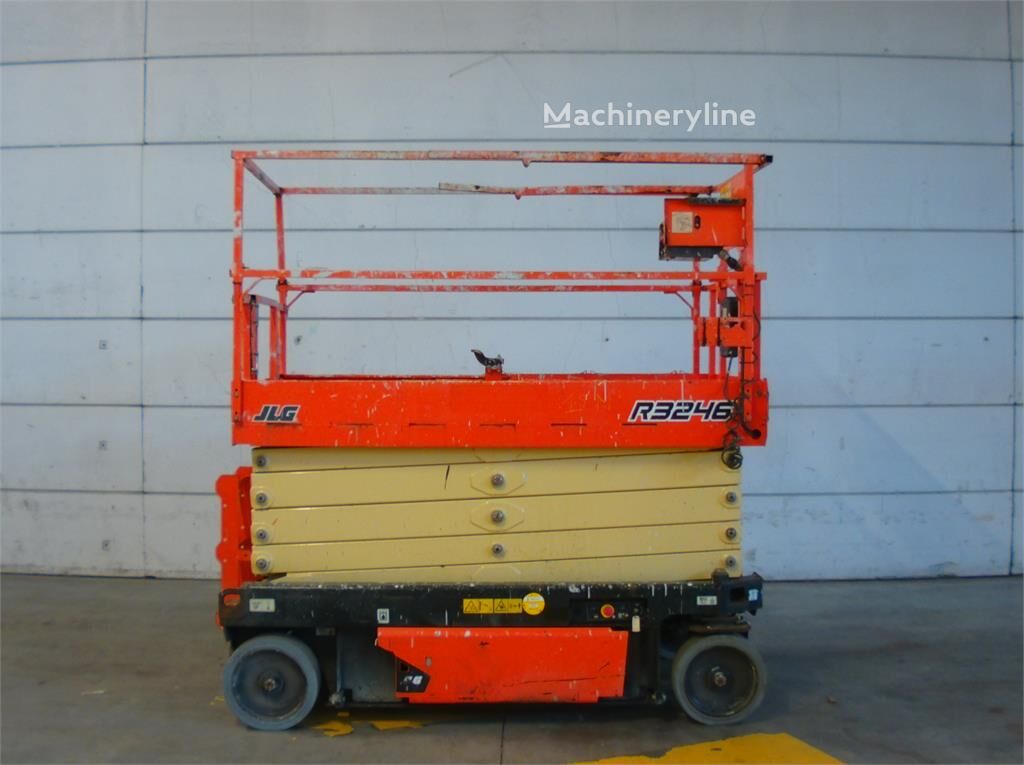JLG 3246R makazasta platforma