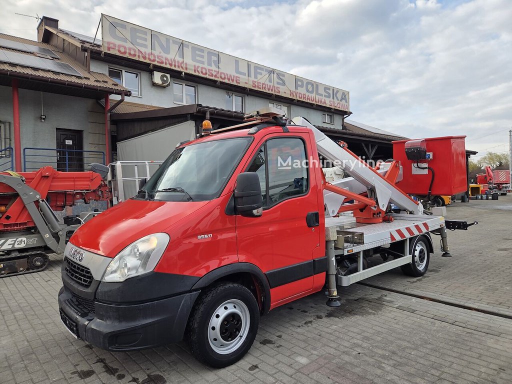 IVECO Daily auto dizalica s korpom