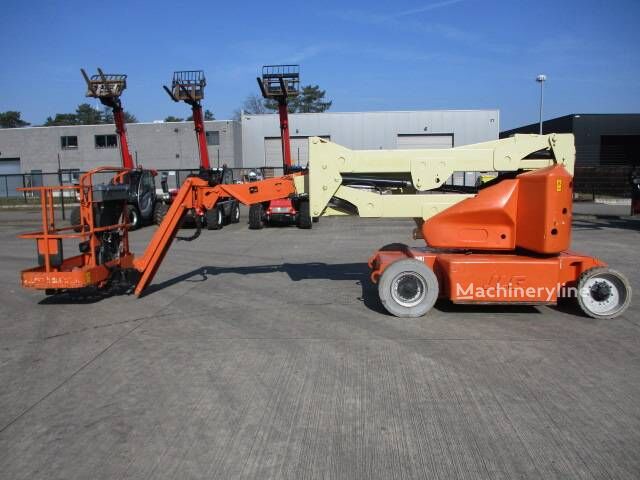 JLG E 400 AJPN (817) hidraulična zglobna platforma