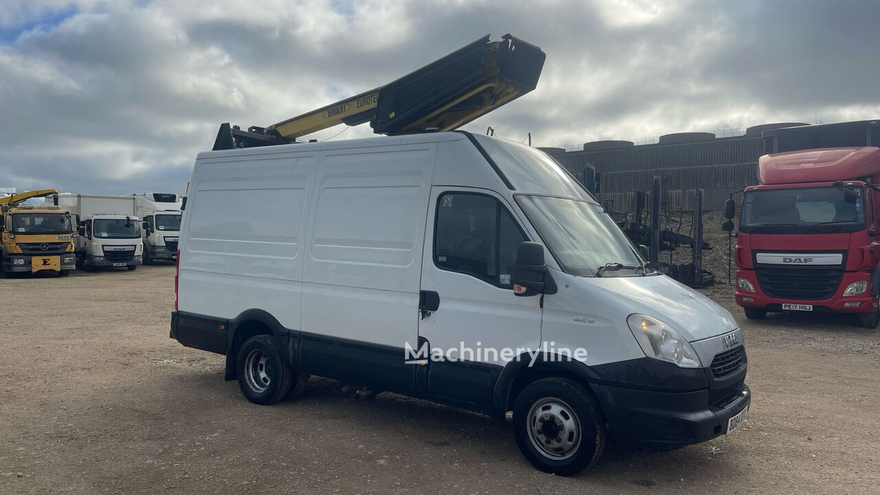Prodaje se IVECO Daily 50C15 auto dizalicu s korpom na aukciji