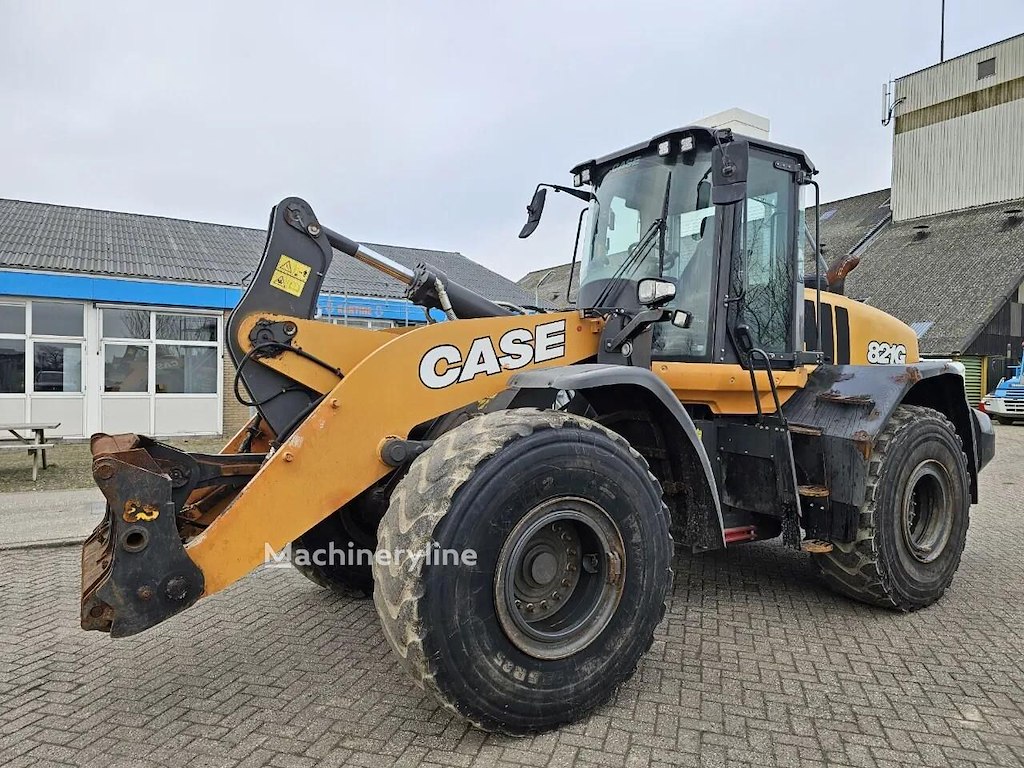 Novi Case 821G Case 821G wheel loader – 230 HP – shovel - 4x4 prednji utovarivač