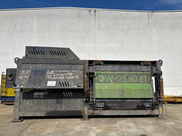 Doppstadt DW 2560 E1 industrijski šreder