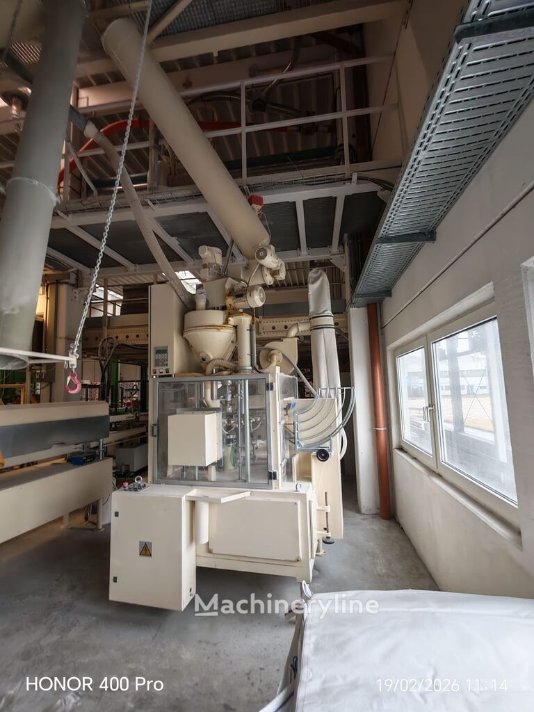 Automatic Flour Packaging Line 1 kg / 2.5 kg mašina za vaganje i pakovanje
